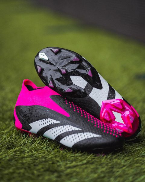 Barcelona's Pedri and Borussia Dortmund's Bellingham model brand-new ...