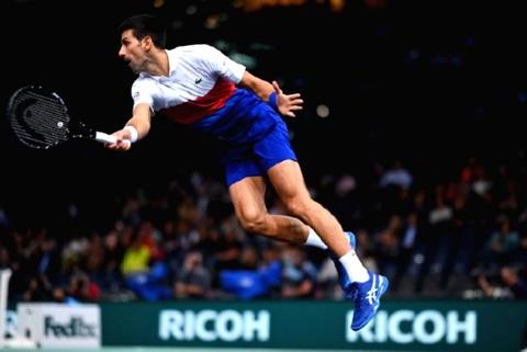 Novak Djokovic shows off football skills with Neymar and Marco Verratti ...